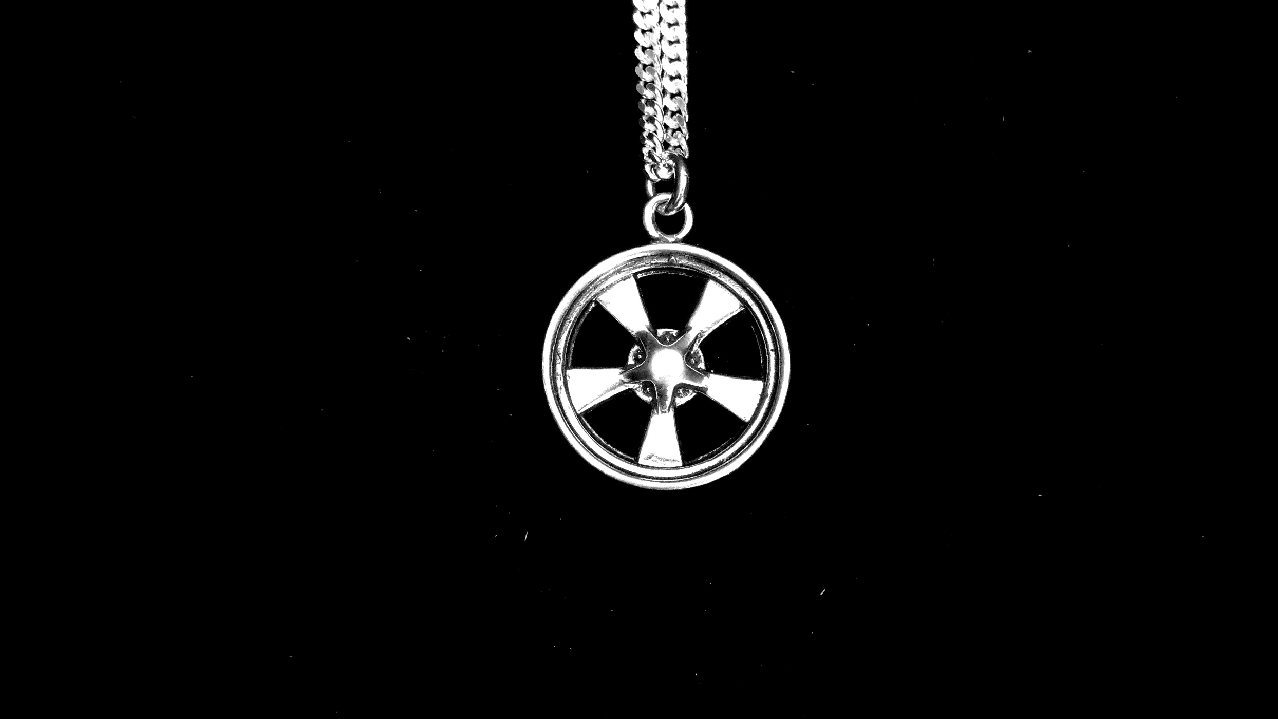 MAG WHEEL STERLING SILVER(92.5)PENDANT - The Silver Hammer