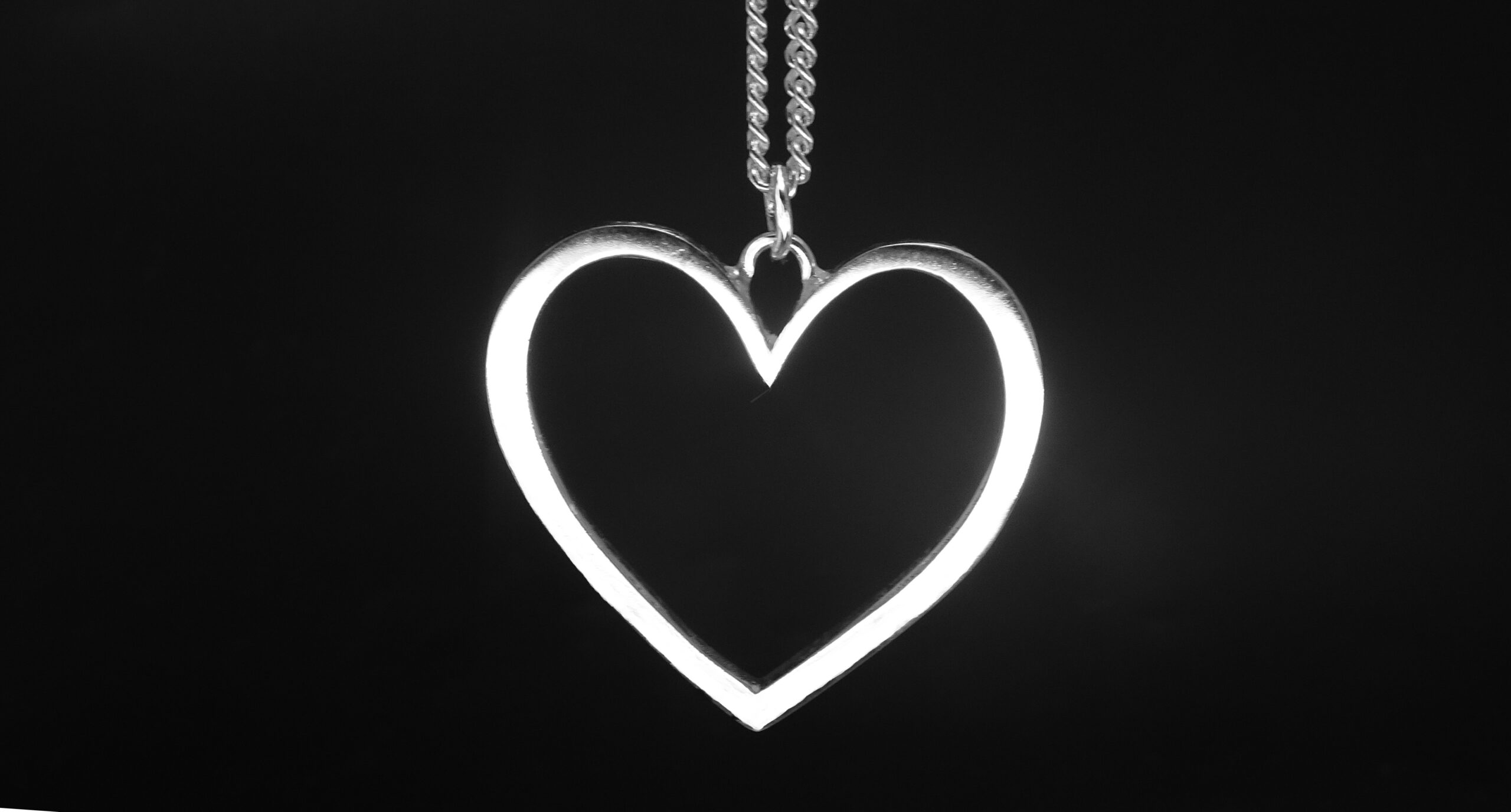 LARGE HEART PENDANT STERLING SILVER - The Silver Hammer